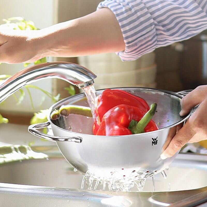 Дуршлаг Gourmet WMF, нержавеющая сталь, мытье в посудомойке, петля для подвешивания, серебристый, 24см