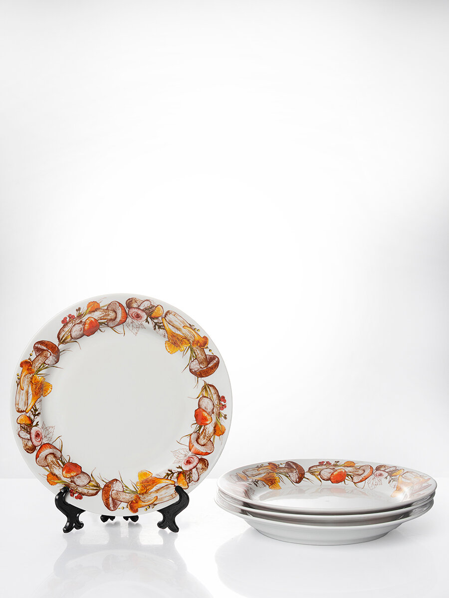 Набор фарфоровых тарелок мелких 240мм. "Грибы" бортовые гладкий край, Дулево 4 шт.