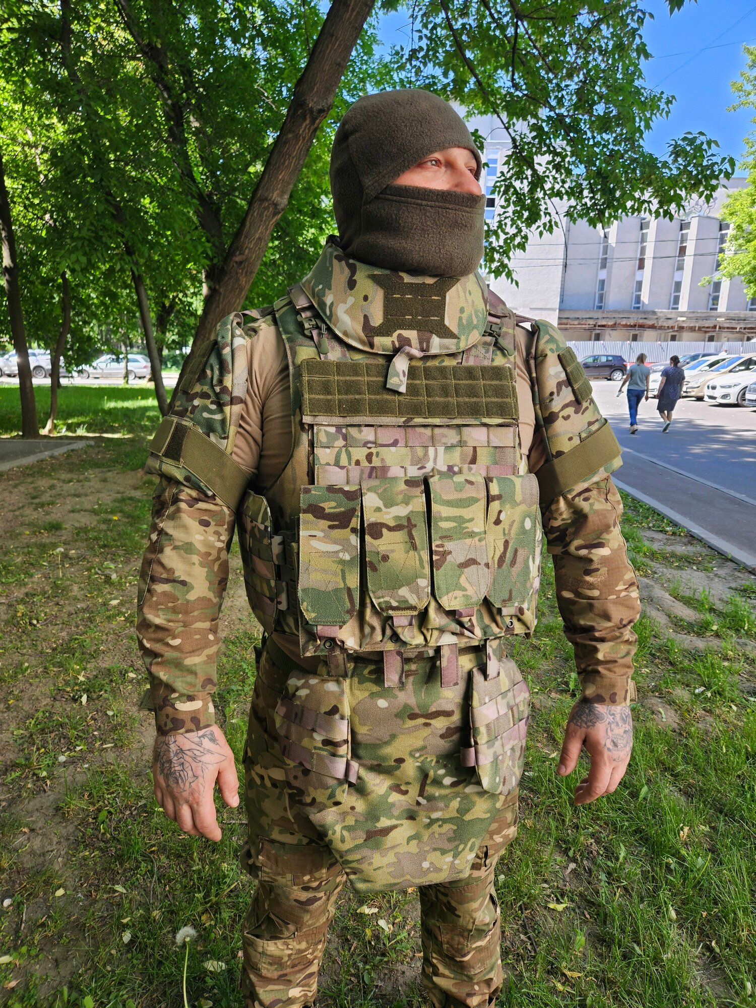 Бронежилет Universal Armor Бр2 с быстрым сбросом, без плит. Цвет Мультикам