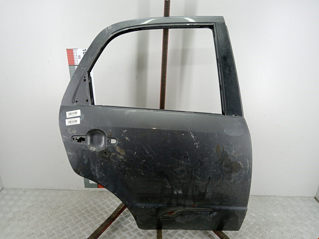 Дверь задняя правая Suzuki SX4 1 6800379J00 арт. 2231280