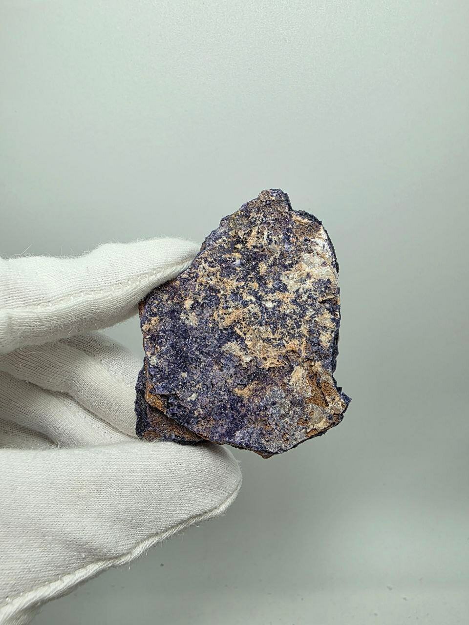 Флюорит графический 62 мм, 62 г.