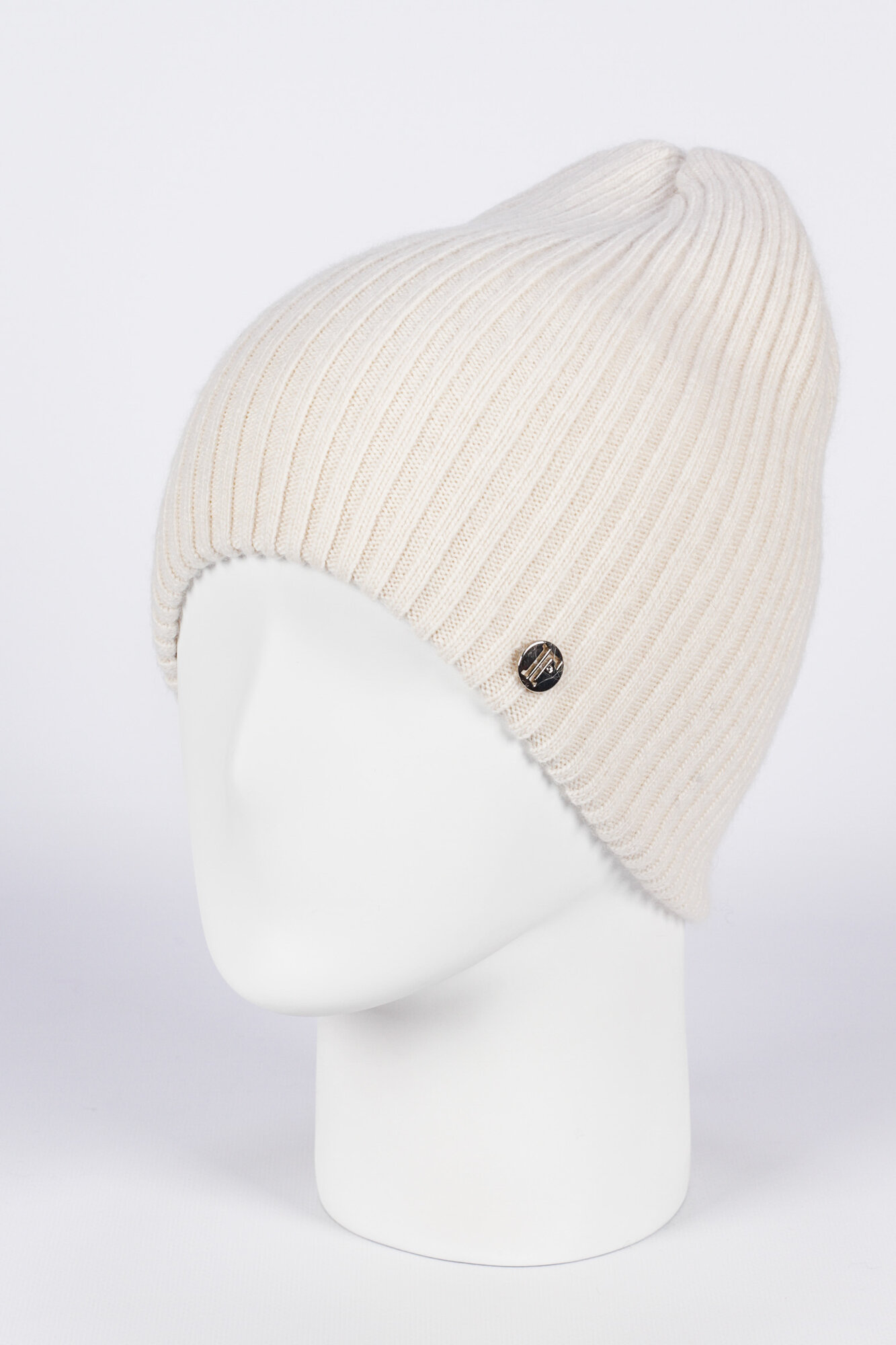 Шапка для женщин