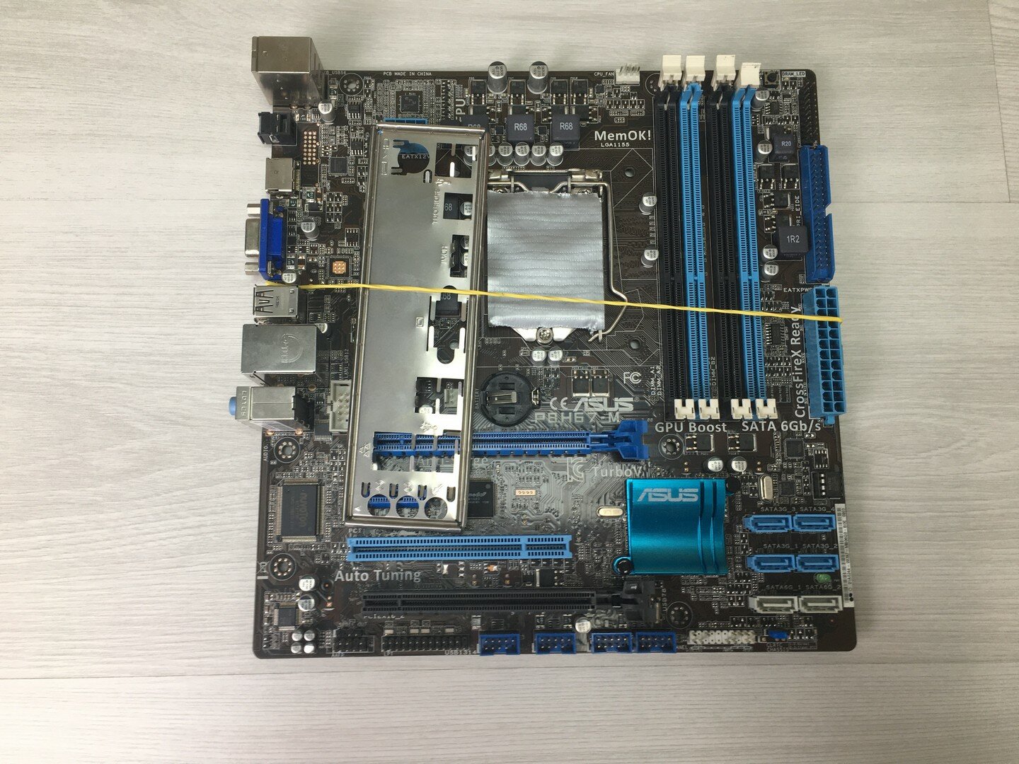 Материнская плата S-1155 ASUS P8H67-M H67/2xPCI-E/4xDDR3/Sb/VGA/HDMI mATX