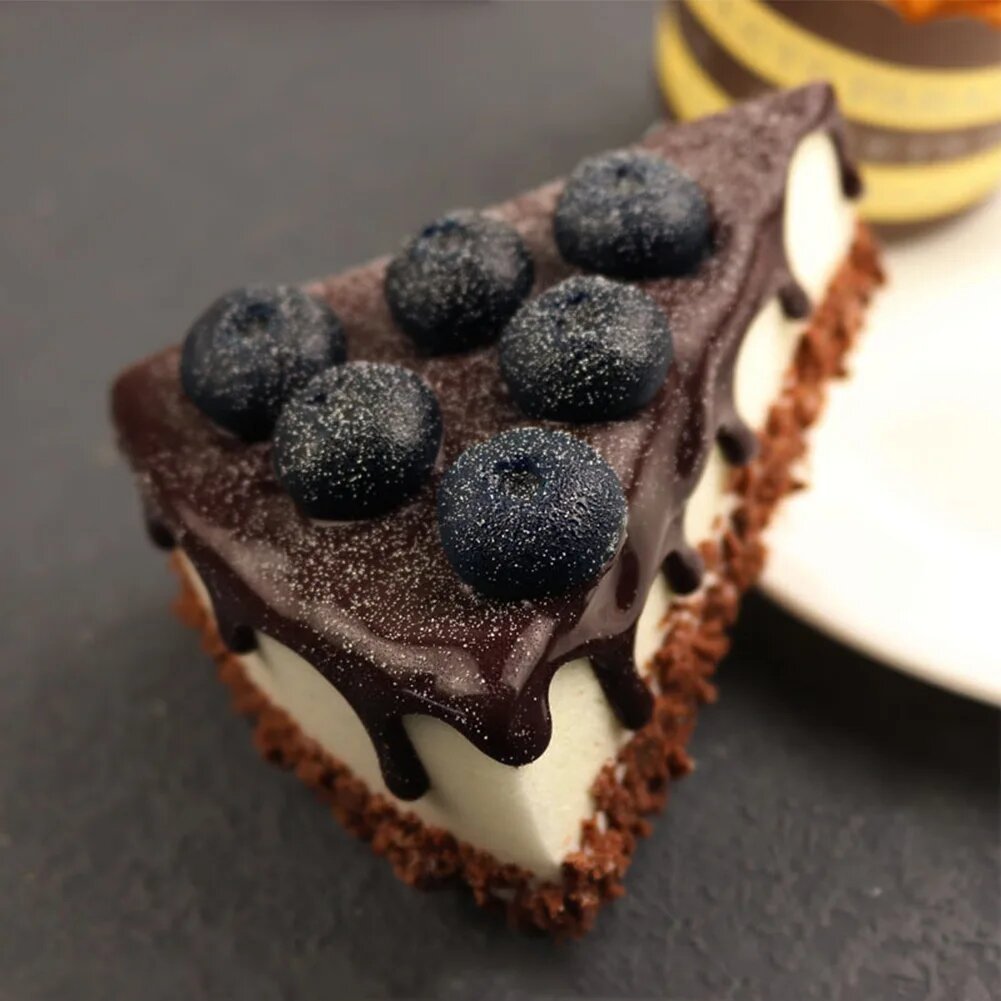 Искусственный торт из ПВХ D