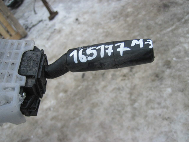 Б/У Переключатель стеклоочистителей, Mazda (Мазда)-3 (BK) (02-09) MAZDA 3 (BK) (02-09) целый 165177 MAZDA арт. BN8V66128