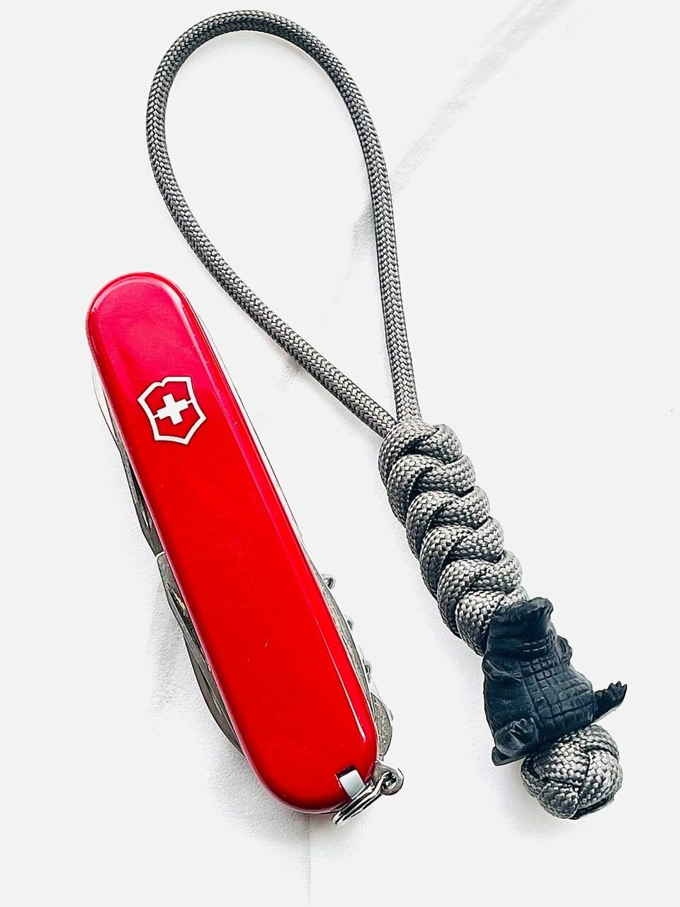 Темляк для ножа