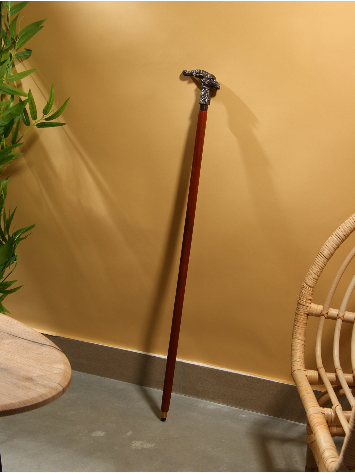 Трость разборная "Горный козёл", 95x13x3.5 см, дерево, латунь