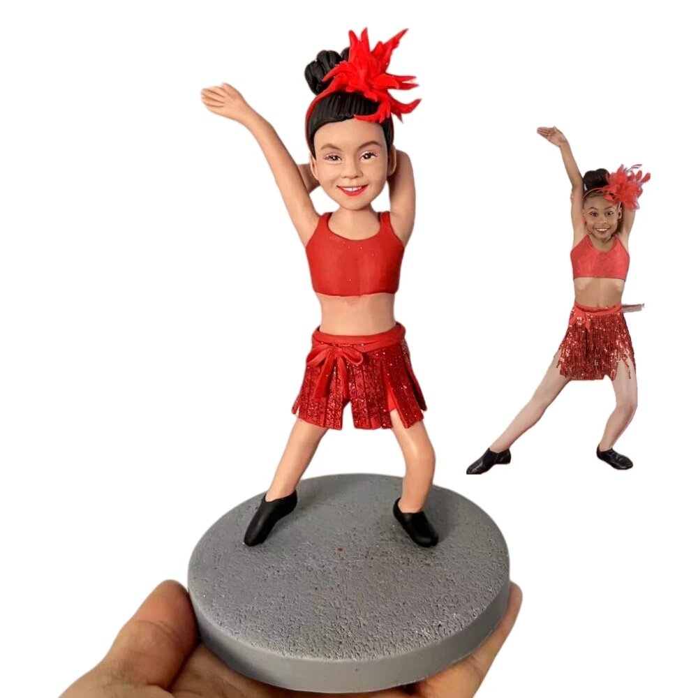 Кукла танцующая девушка керамика