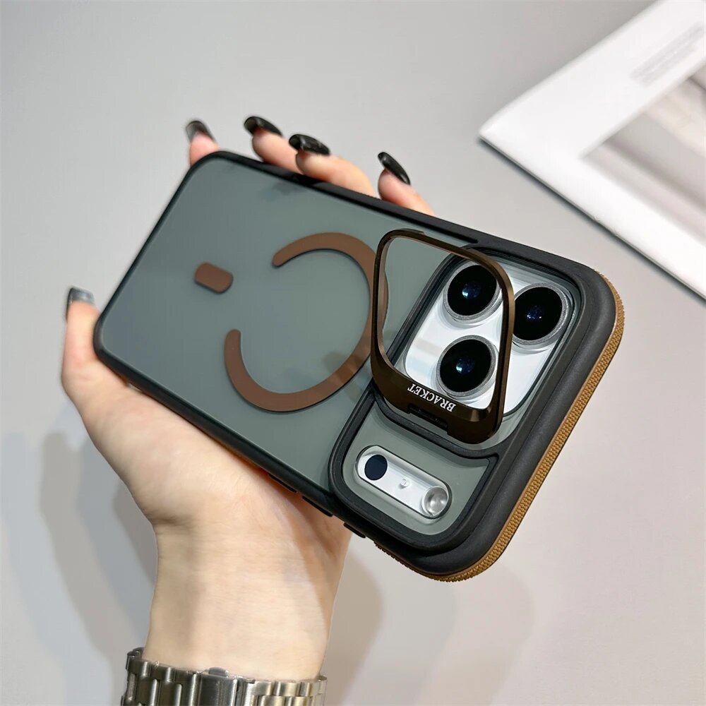 Чехол для iPhone 12 Gold с подставкой, желтый