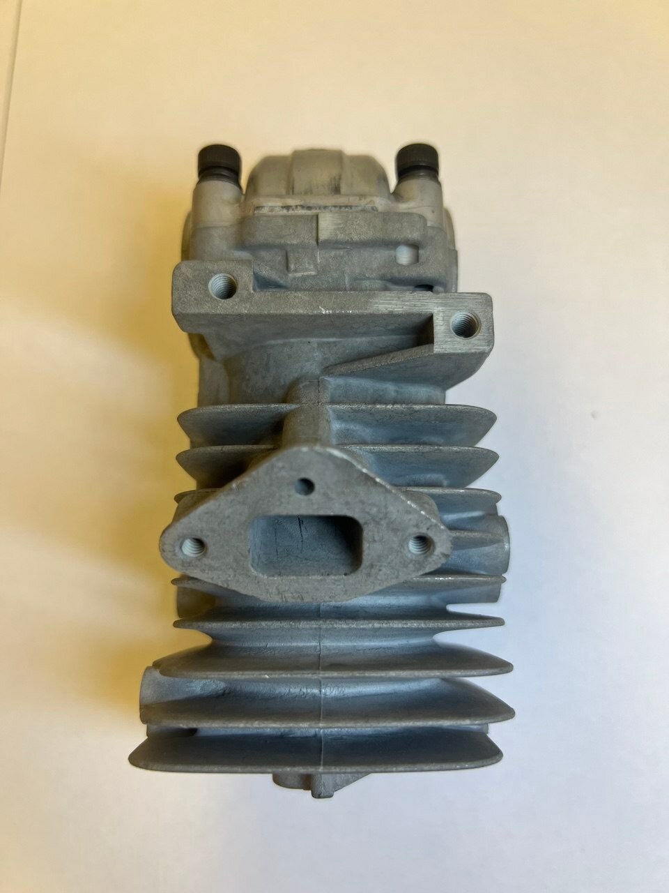 Блок цилиндра для одноручной бензопилы Shindaiwa 269T 52130-00570