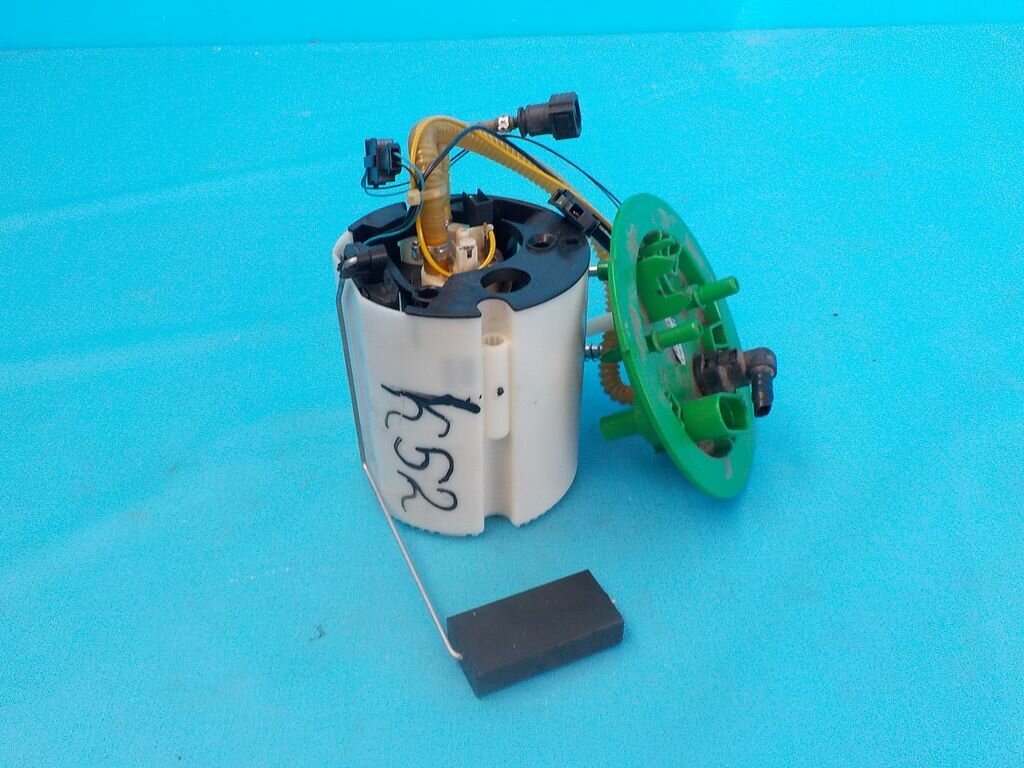 Топливный насос Audi A6 (C6, 4F) 2005-2011 4F0919087F - Б/У