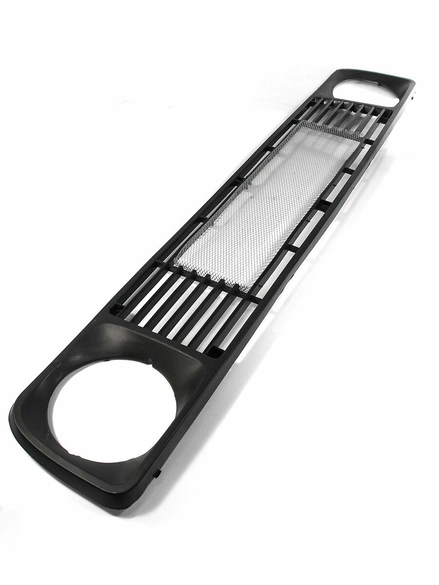 Решетка радиатора ВАЗ-2121 c сеткой