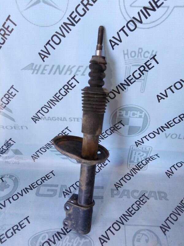 Стойка амортизатор передняя Renault Logan Б/У с пробегом