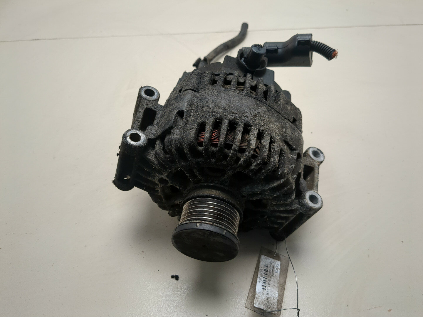 Генератор Mercedes C W204 Б/У