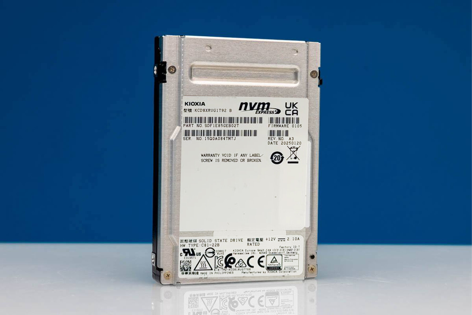 SSD-накопитель KIOXIA 1.92Tb (KCD8XRUG1T92)