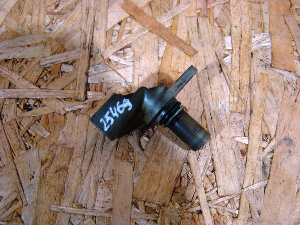 Ford Focus 2 Датчик положения распредвала 1.8 TDI 1132377