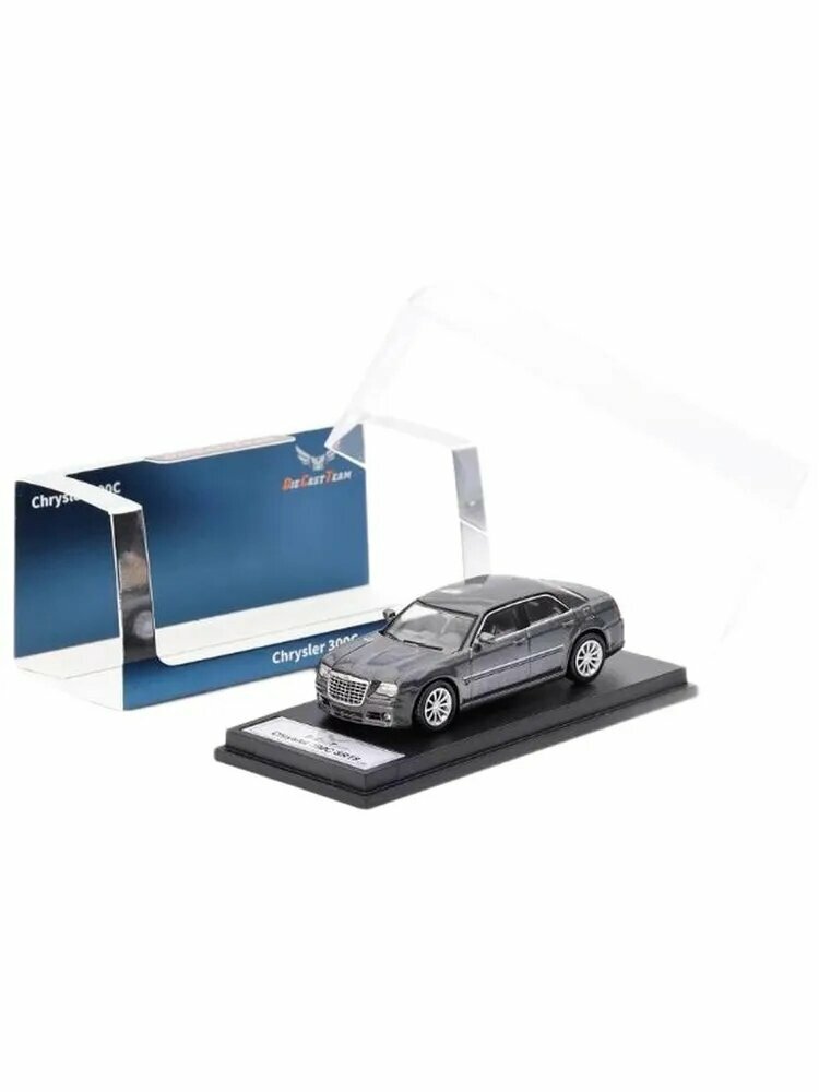 Машинка металлическая Kоллекционная модель DCT 1:64 Chrysler 300C Gray