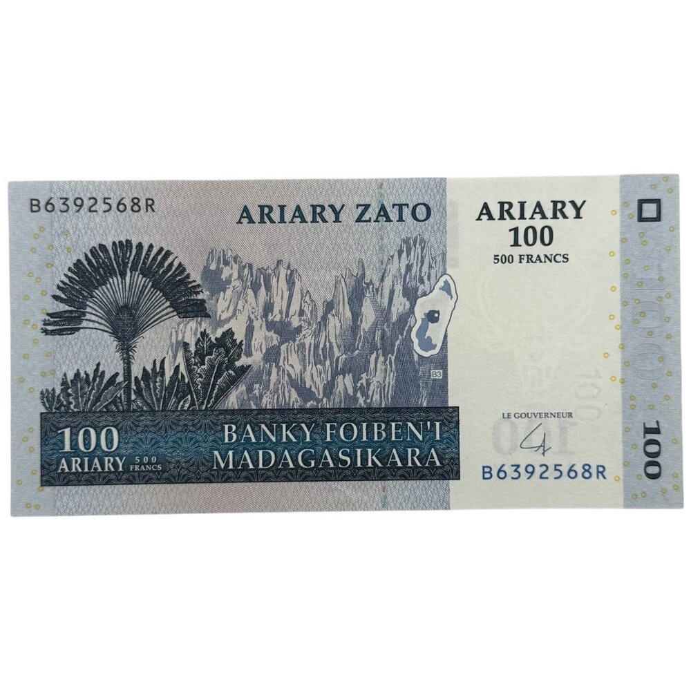 Мадагаскар 100 ариари (500 франков) 2004 г. (Подпись Rasamoely) (Серия B R)