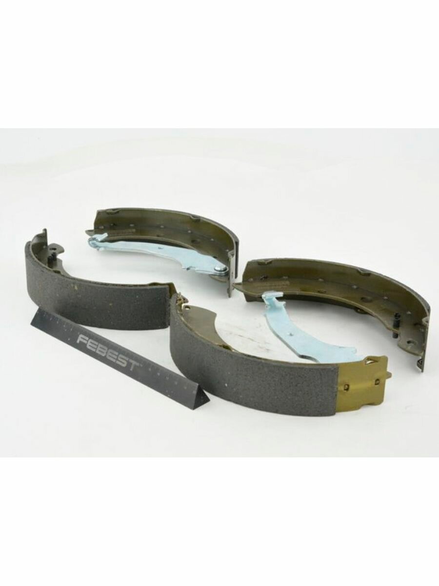 Тормозные колодки задние (барабанные) Febest 2602RAPR для Skoda Fabia, Rapid, Volkswagen Polo, Vento