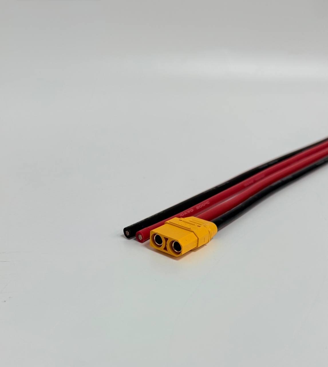 Силовой разъём XT90H F (мама) с проводом 10AWG (30см) - 2 шт