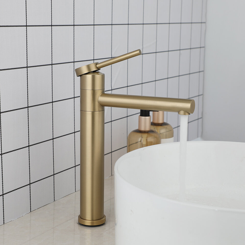 Щетка золотой ванной комнаты кран миксер с 360 ° поворотный шлюз горячей холодной воды кран