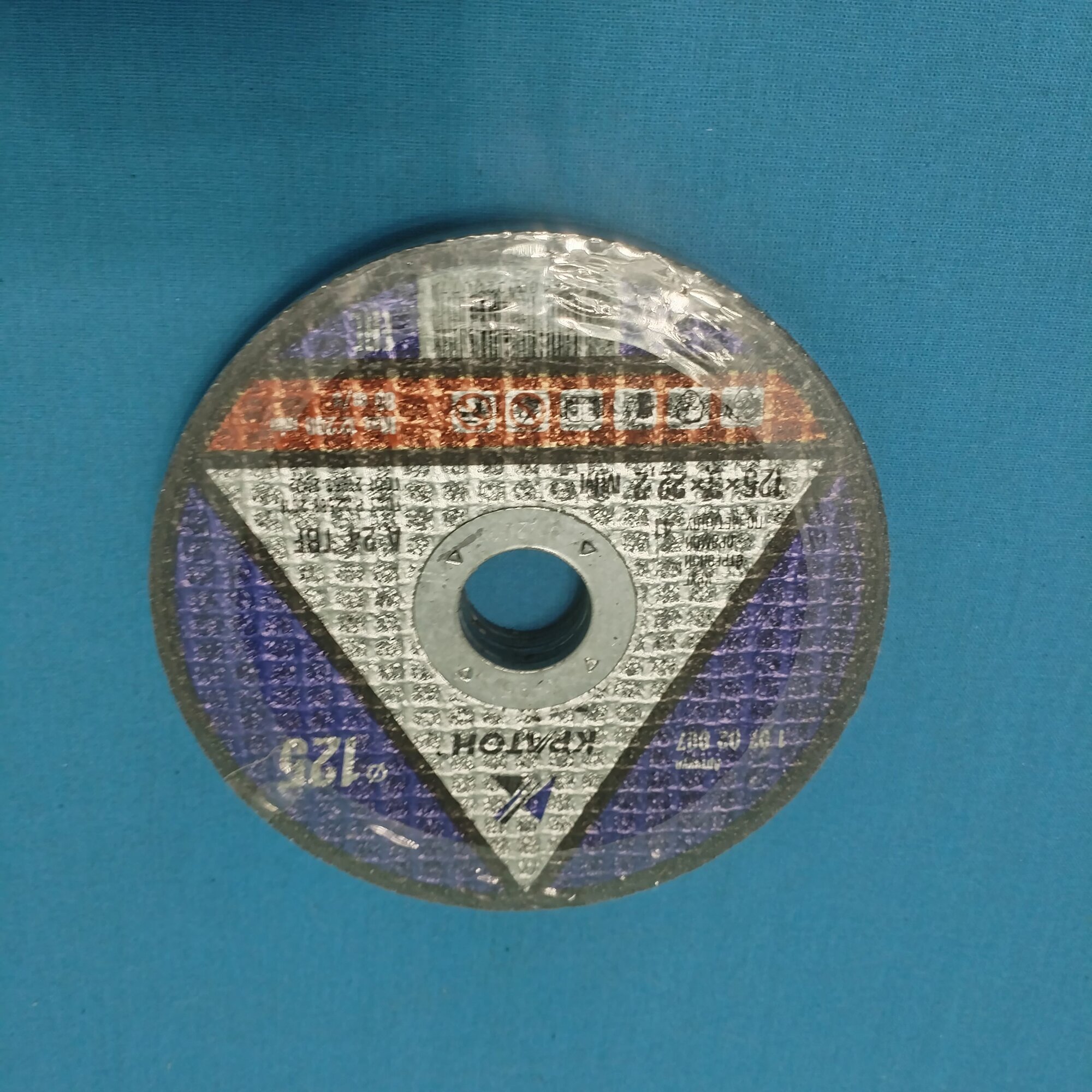 Круг отрезной Кратон по металлу 125*3*22,5 штук.