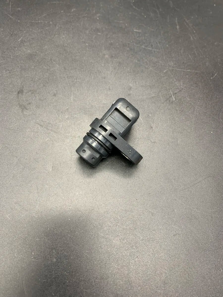 Датчик положения коленвала Контрактный Mazda