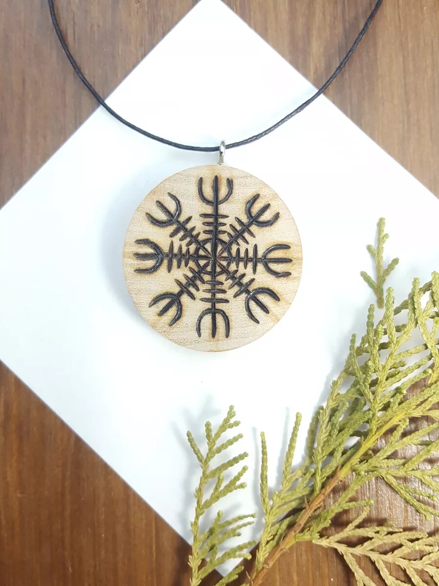 Амулет Оберег "Защита" Шлем Ужаса Агисхьяльм натур. цвет