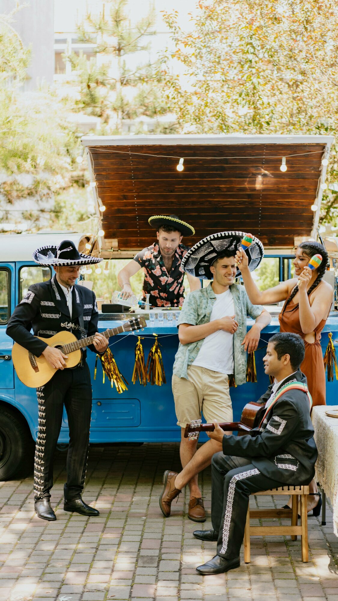 Картина на холсте 60x110 LinxOne "Автомобиль, интерьер для дома / декор на стену / дизайн