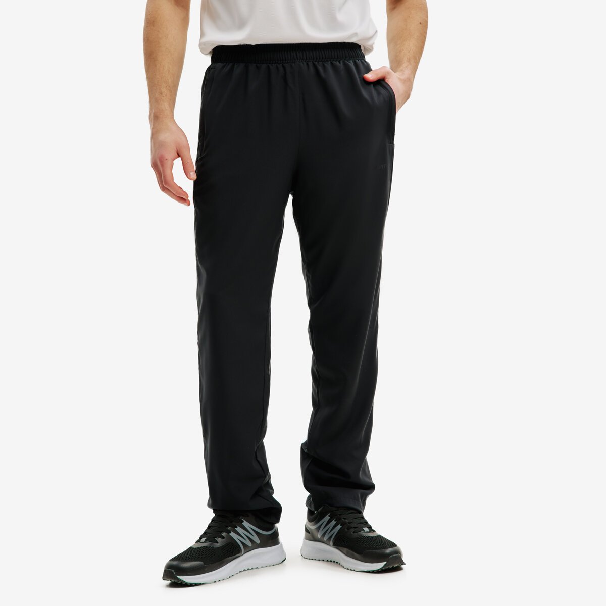 Брюки спортивные