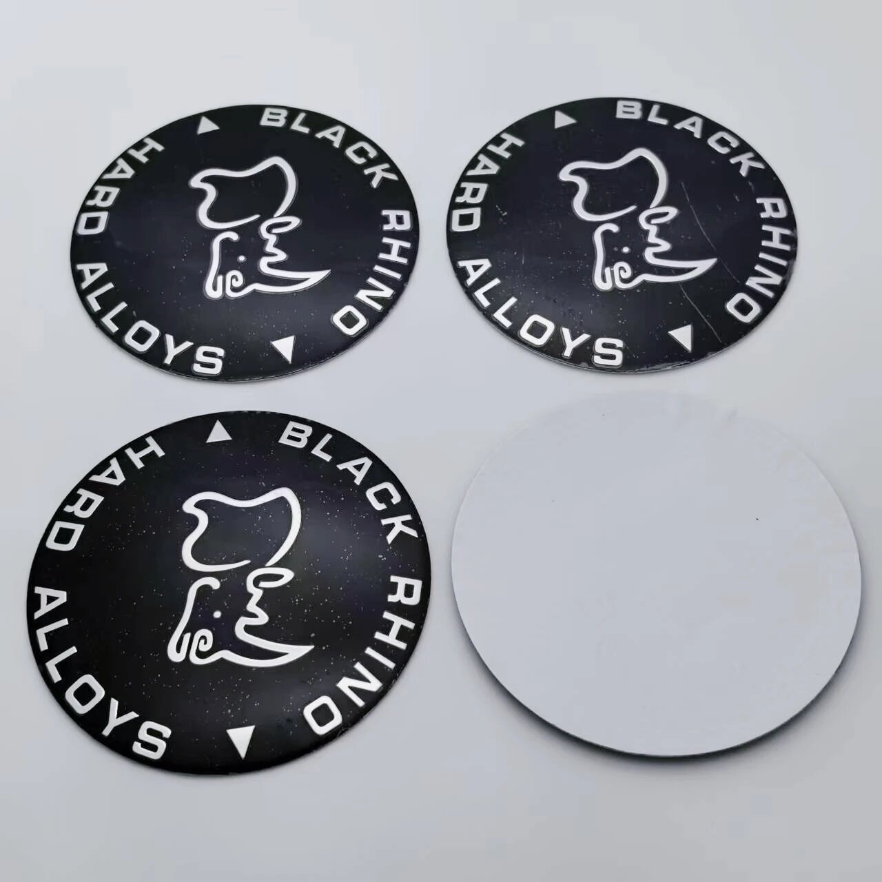 4 шт, 45 мм, 80 мм, черный носорог, эмблема с логотипом, автомобильные наклейки, аксессуары для центра колес автомобиля, колпаки для обода, колпаки, крышка, значок, замена 45mm Sticker