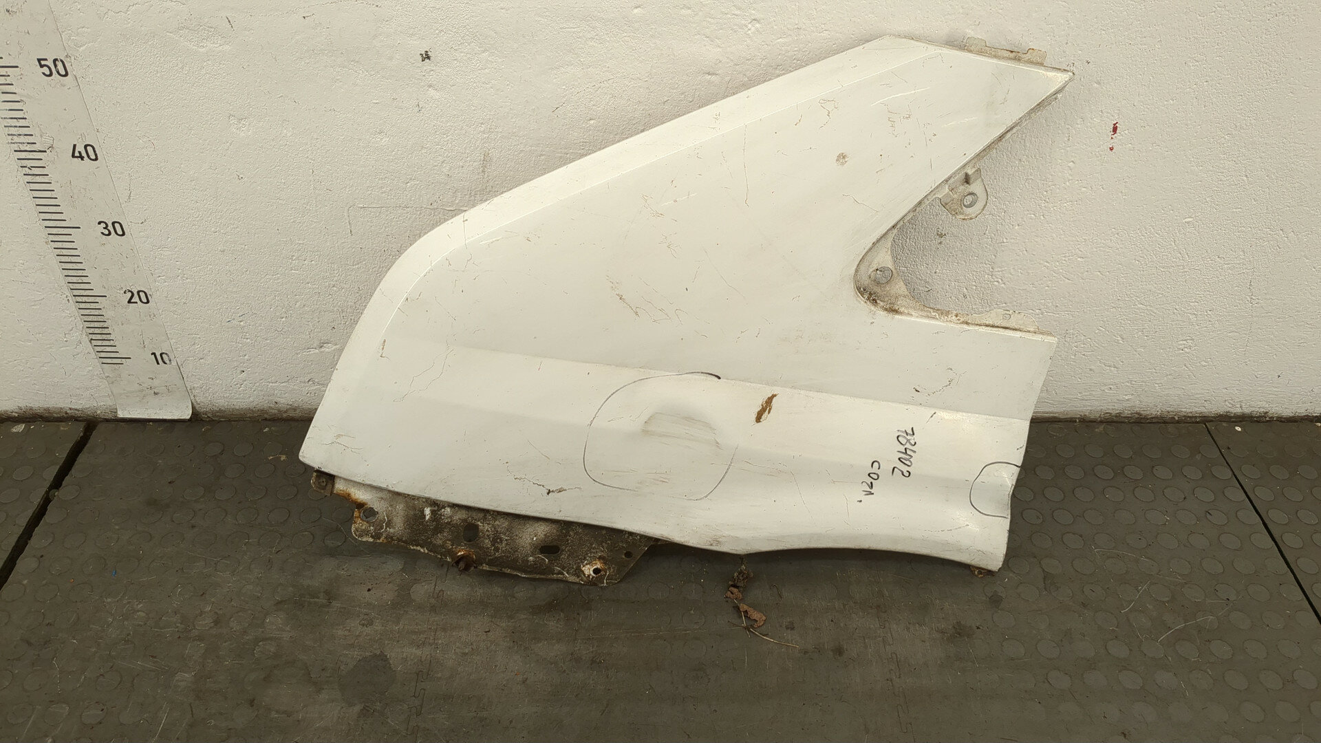 Крыло левое переднее Ford Transit Б/У