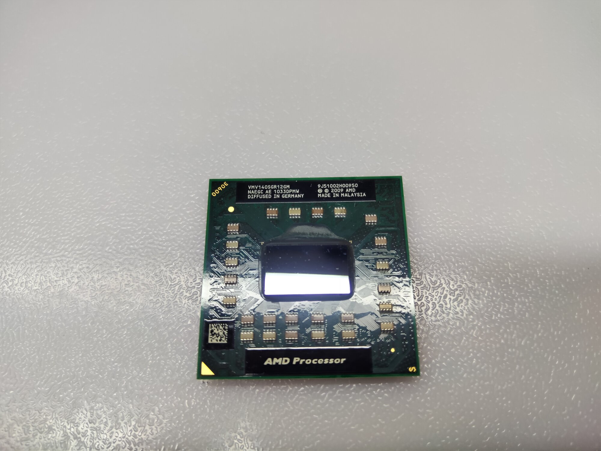 Процессор AMD V Series V140, S1, 2.3 ГГц vmv140sgr12gm