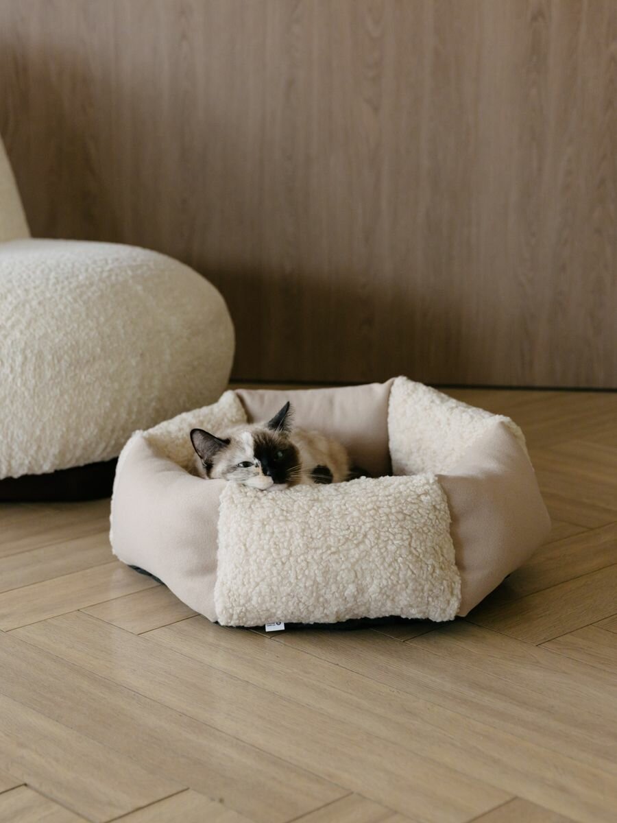 Лежанка для животных "Не Один Дома" Tenerezza, 50х50х17 см, бежевый