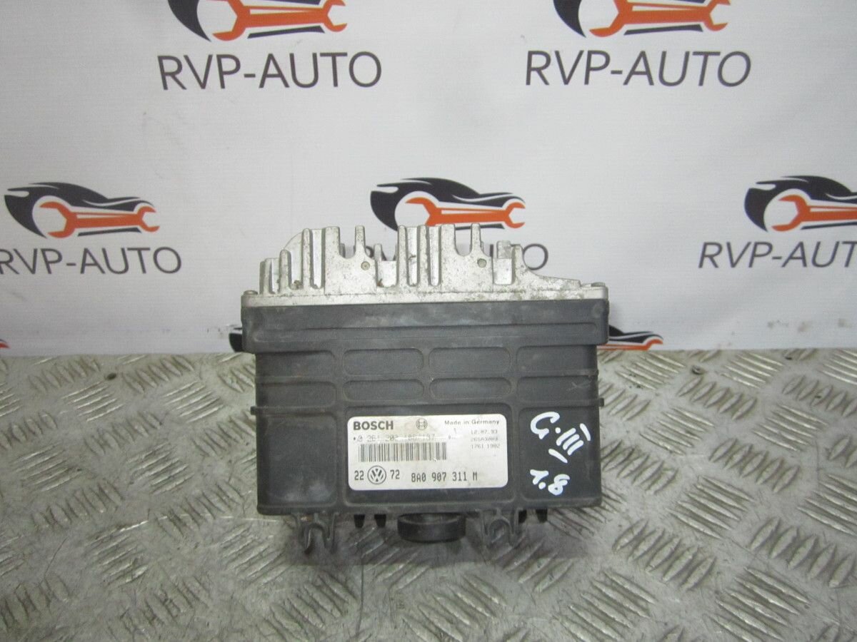 Блок управления двигателем VW Golf 3 1.8 1991-1999 0261203186