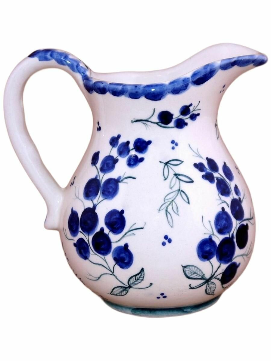 Молочник "Лесные Ягоды" (Майолика), ручная работа