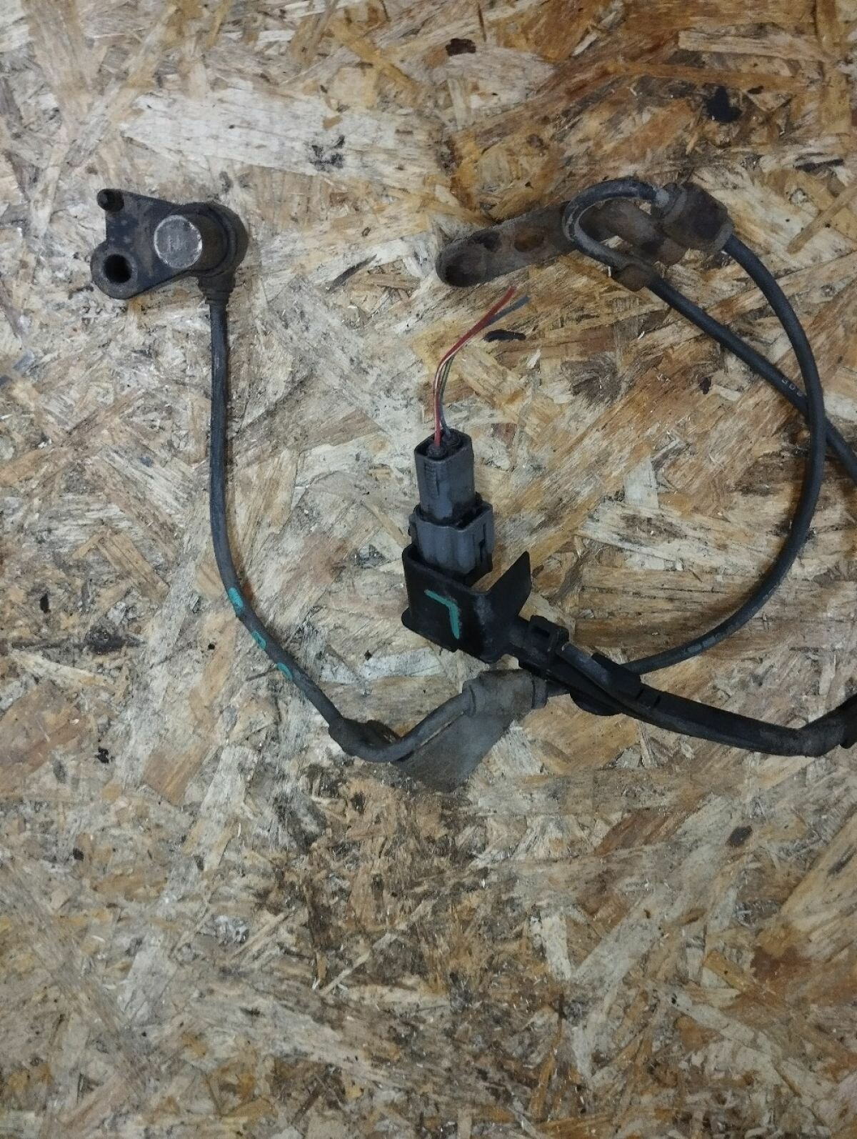 Датчик ABS передний левый Mazda 6 GG Б/У с пробегом