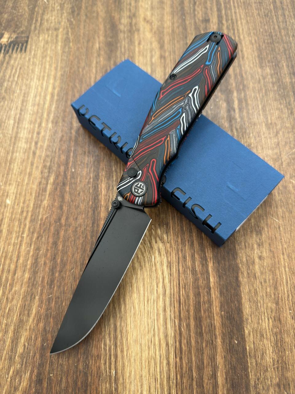 Складной нож Petrified Fish PFP14-Lis, сталь 10Cr15CoMov, рукоять Gmascus, разноцветный