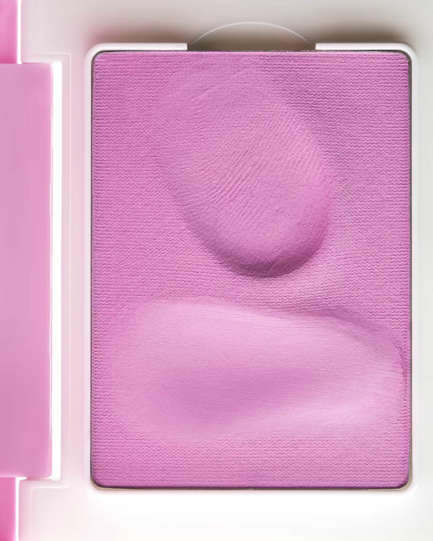 Glossier Румяна Cloud Paint Plush Blush - Billow — фото 1