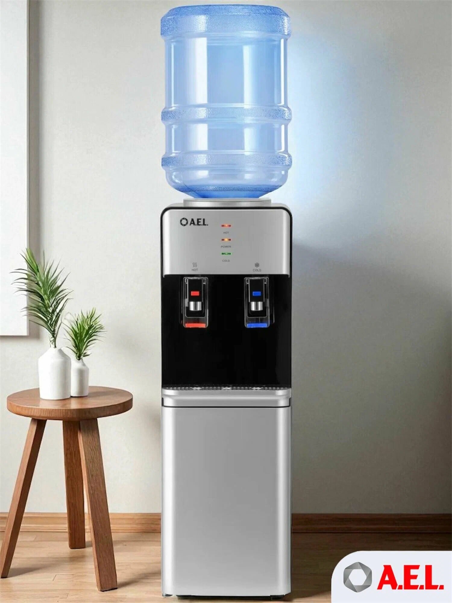 A.E.L. LD-40C. Гарантия 12мес. Кулер со шкафчиком, нагревом и охлаждение воды.