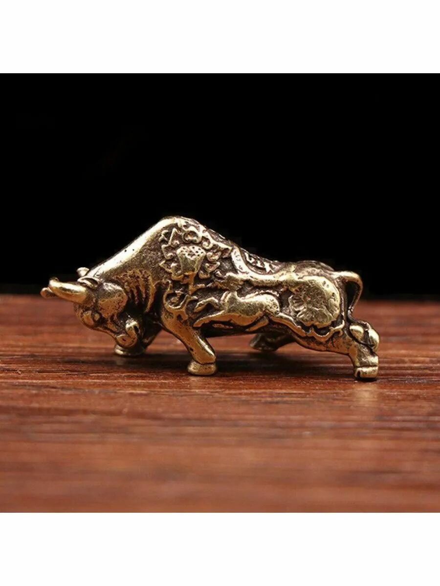 Медная миниатюрная фигурка быка Декоративная статуэтка для интерьера