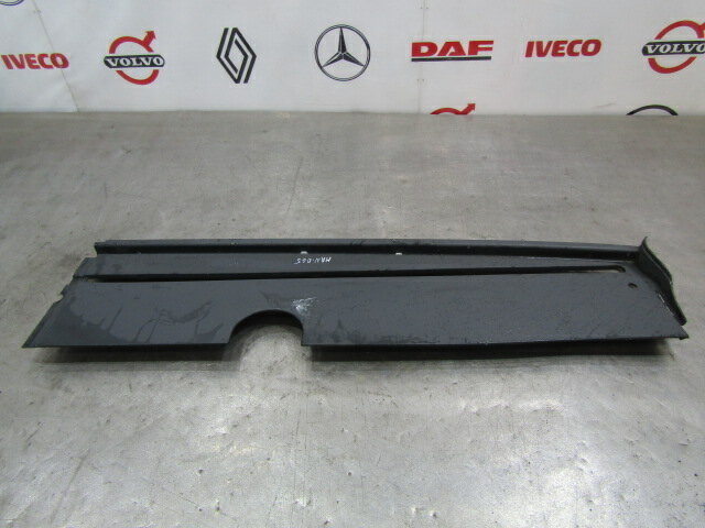 Накладка верхней консоли левая MAN TGA, TGS, TGM