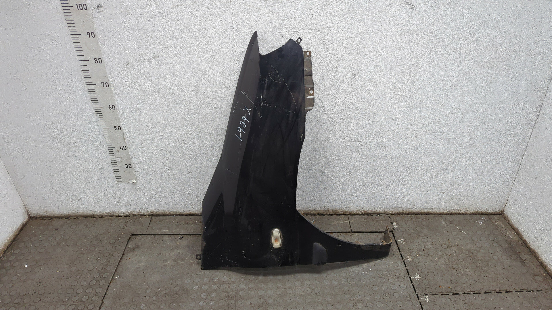 Крыло правое переднее Hyundai Matrix Б/У