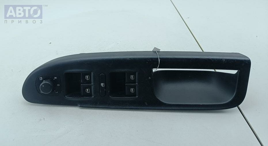 Блок кнопок управления стеклоподъемниками Volkswagen Passat B6