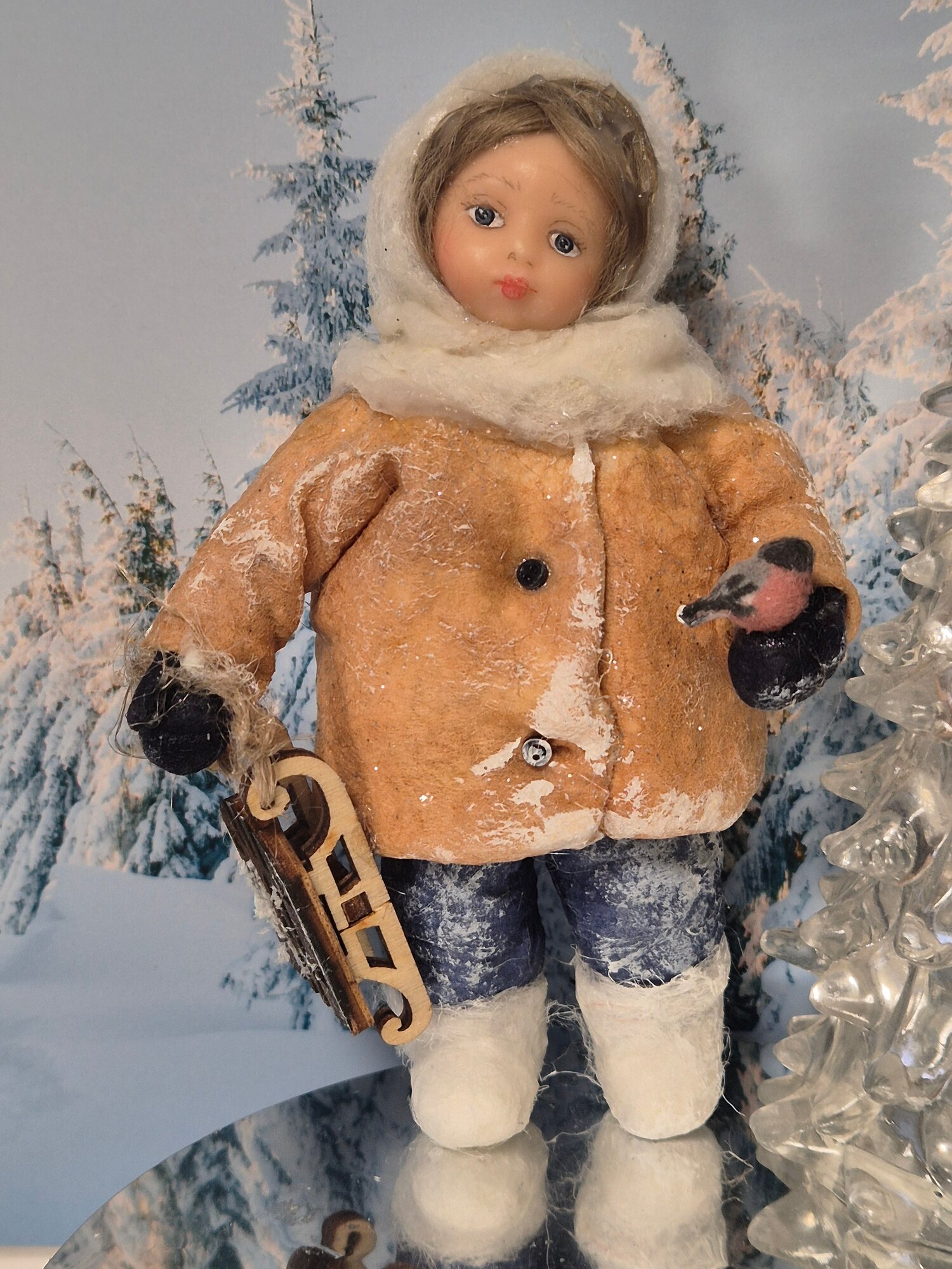 Елочная игрушка Affavatta девочка с санками ручная роспись, зеленый, 12 см