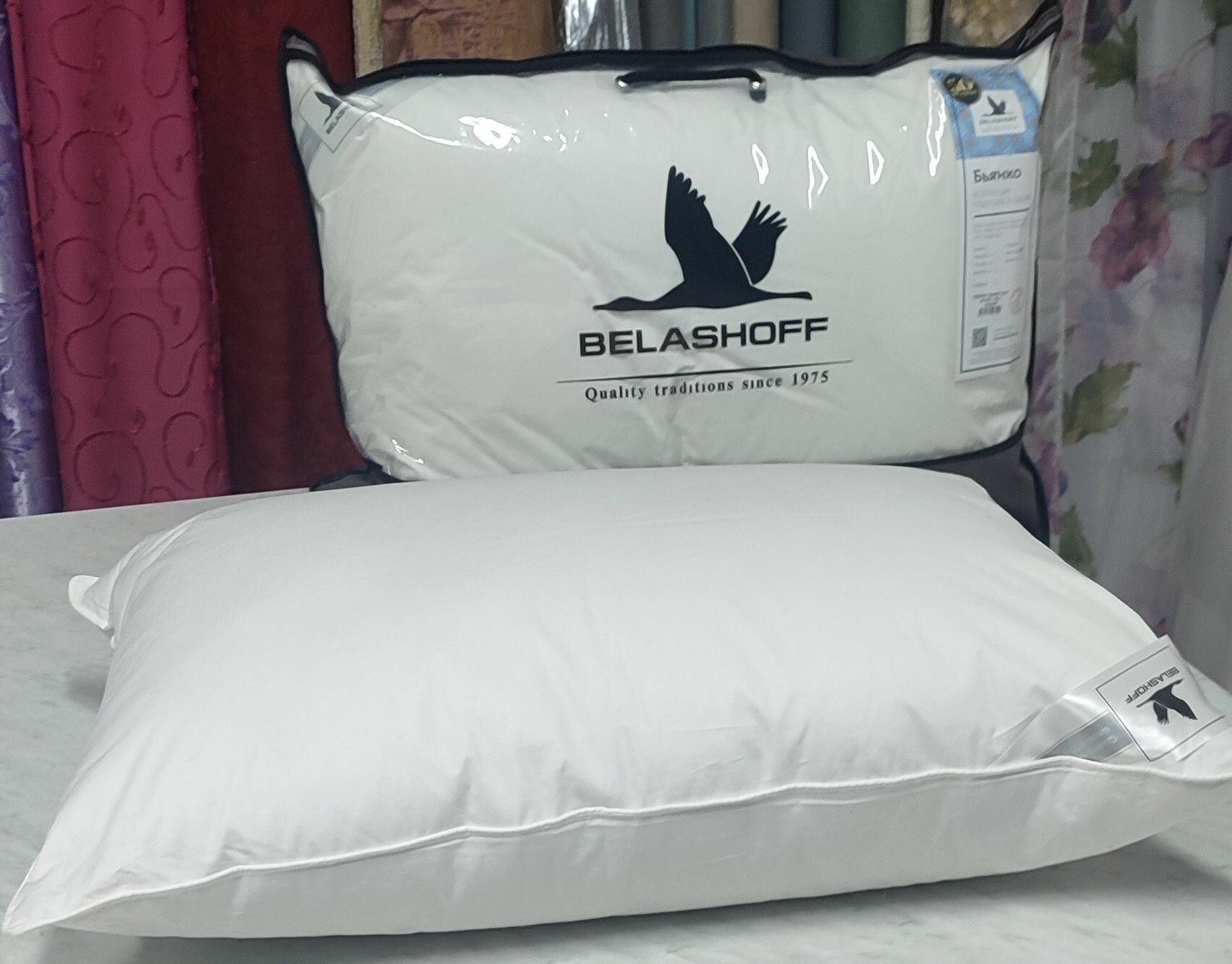 Подушка натуральный белый гусиный пух коллекция "Бьянко" 50*70, увеличенная плотность Belashoff