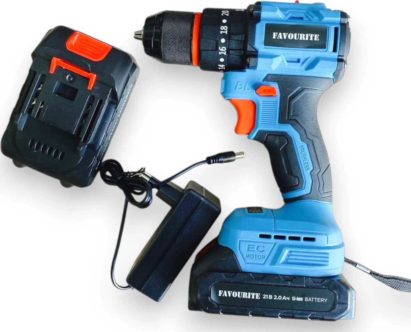 Дрель-шуруповерт Favourite ДАБ 21 303802102 (с 2-мя АКБ, кейс), 1400 об/мин, 40 Н·м