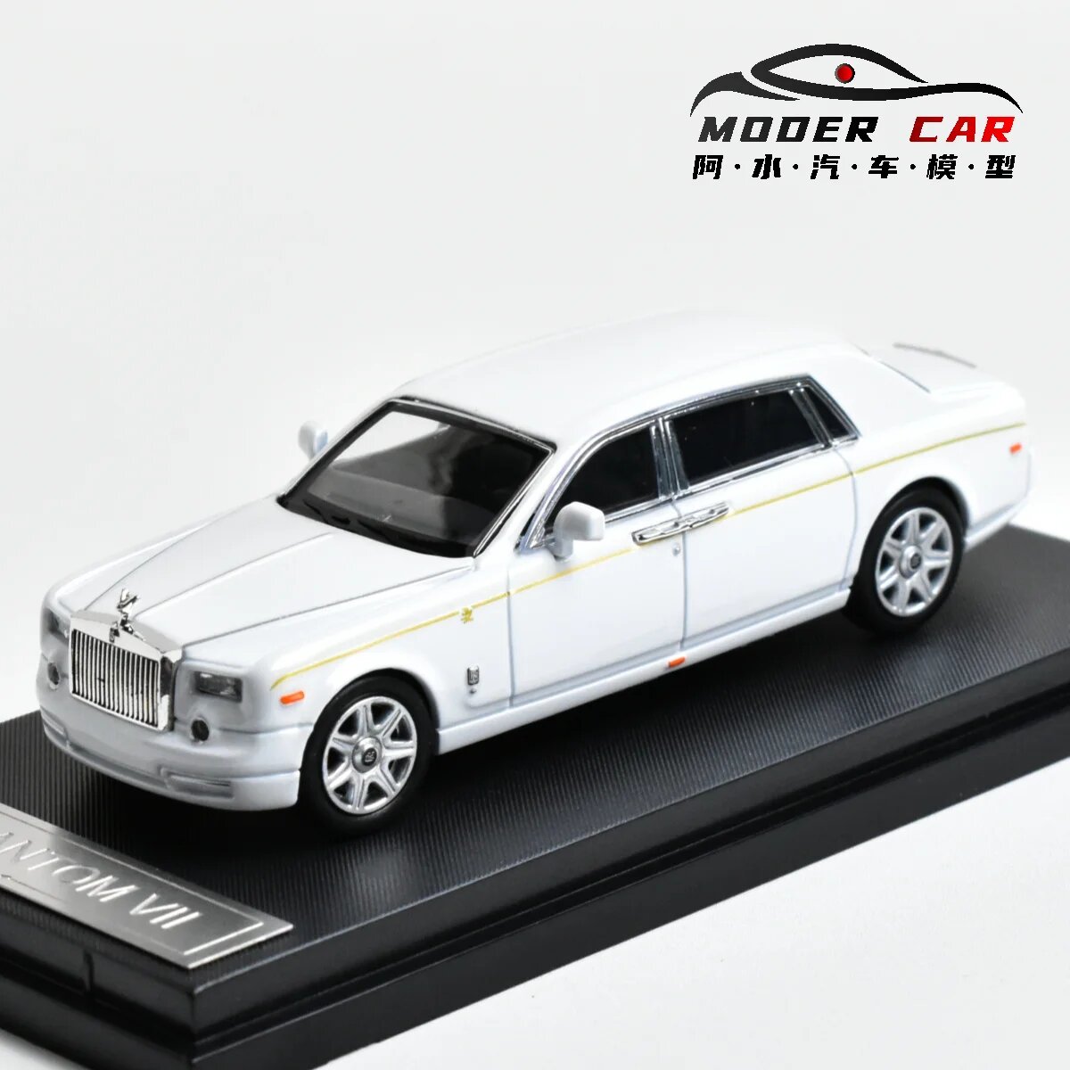 Модель автомобиля Rolls-Royce 1:64 Белый, белый