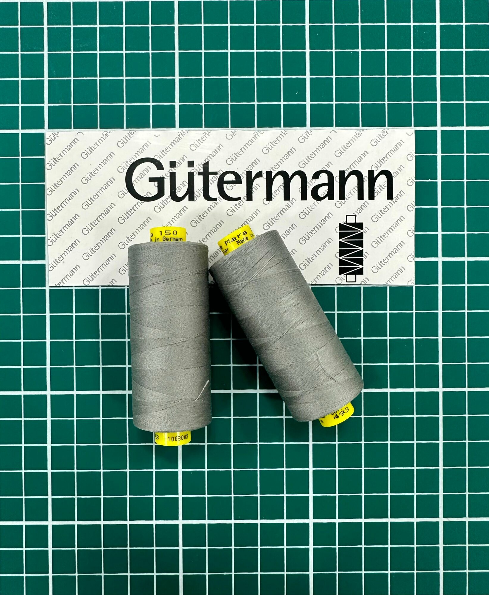 Gutermann Mara 150; col: 493 (1000 м) Нитки для шитья
