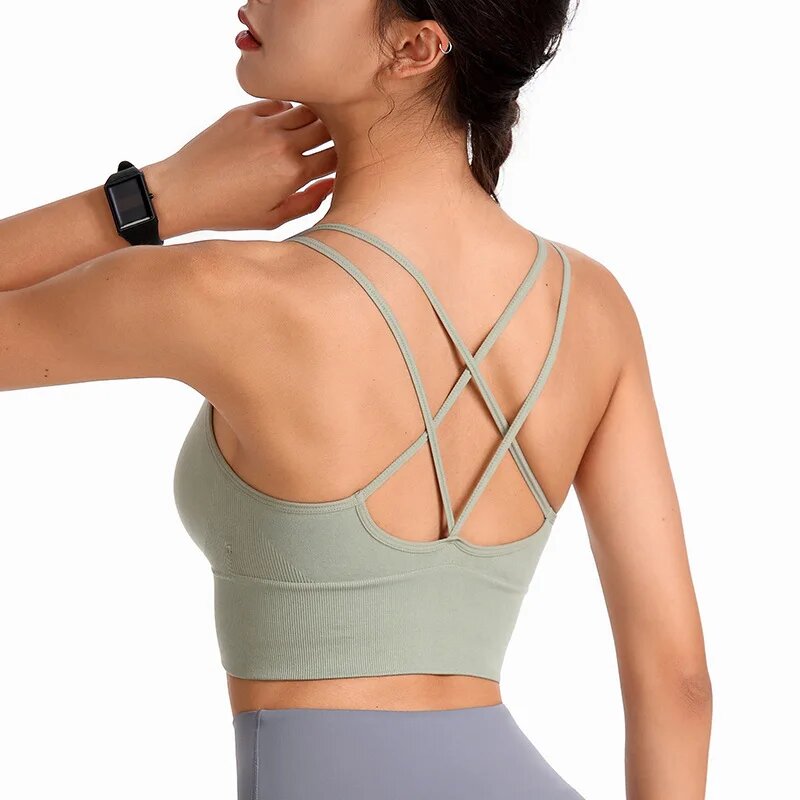 Топ спортивный